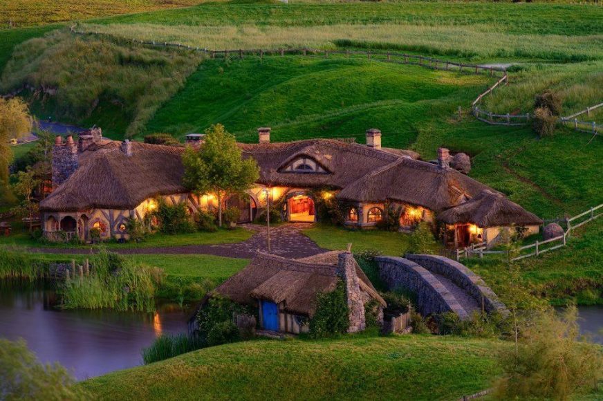 Snapshot: Stepping into Middle-Earth – The Gallivant Post